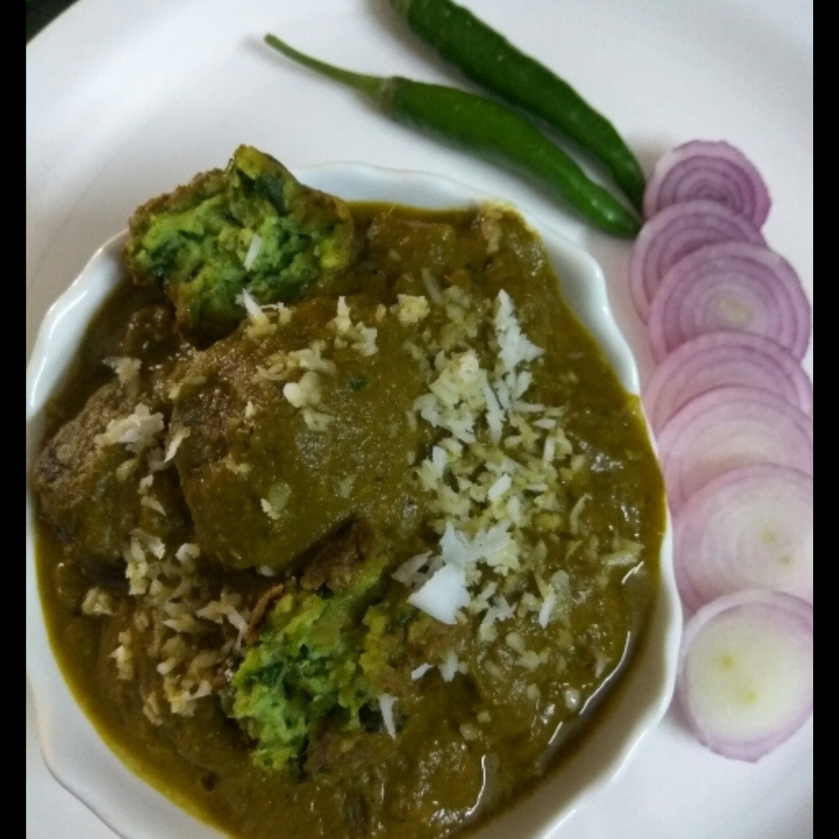 Methi Paneer Kofta In Palak Gravy / Fenugreek And Cottage Cheese Balls ...